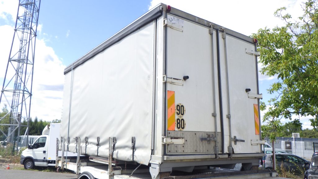 CAISSON BACHE MOUTON ALU Z158 - Utilitaires Trucks Service